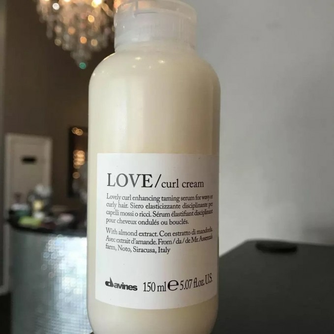 Davines - Crema pentru intensificare bucle Love Curl Cream 150ml